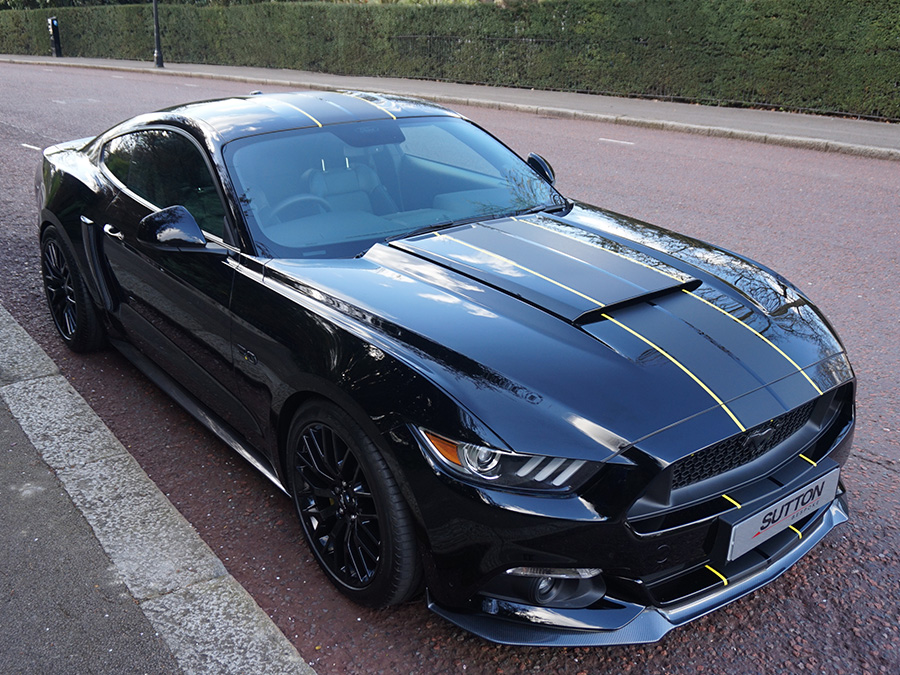 Mustang Clive Sutton