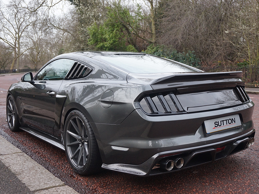 Mustang Clive Sutton